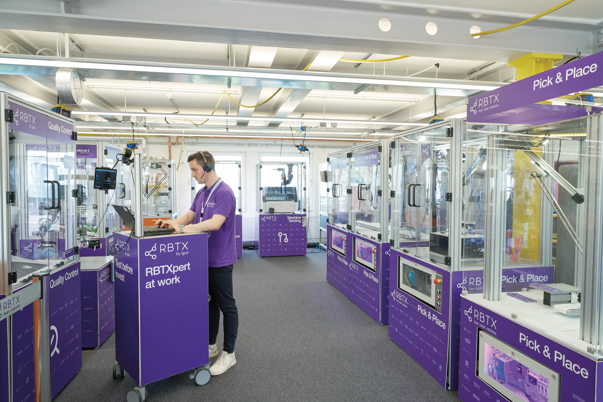 Chegou! RBTX: Revolucionando a robótica de baixo custo no Brasil – igus ...